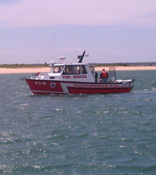 Mattituck FD Hosts Rescue Boat Operations Course - Cutchogue Fire ...
